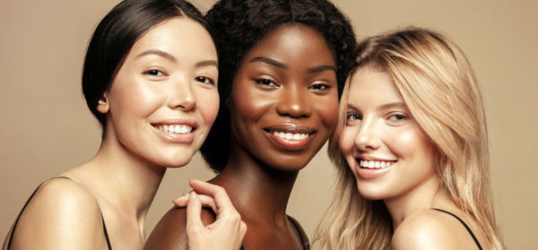 The Best Tips and Tricks for Photographing Group Poses