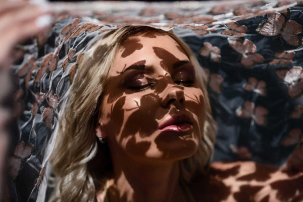 13 Types of Lighting in Photography: Explained