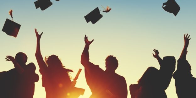 10 Actionable Graduation Photography Tips