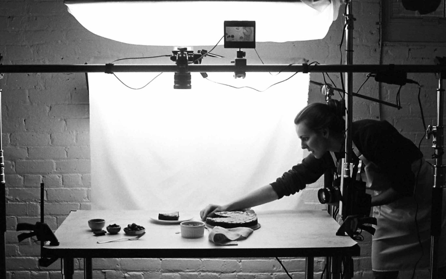 Macro Photography Equipment: 11 Essential Gear Items