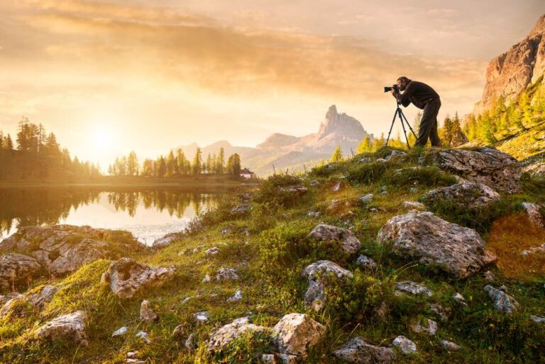 How To Get Incredible Lighting For Outdoor Photography