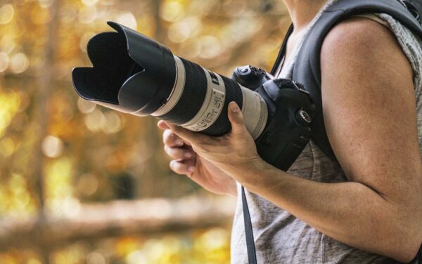 How to Choose the Right Camera Lens: Guide for Beginners