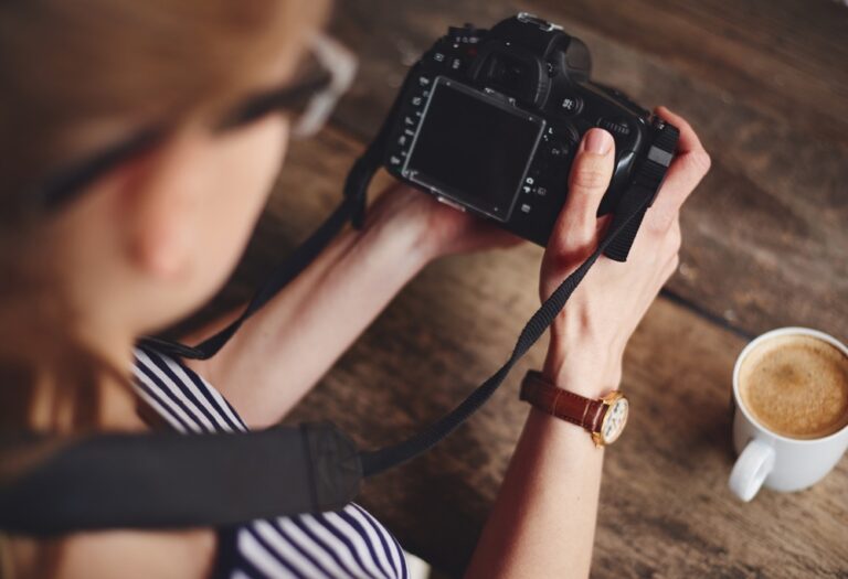 What is Chimping in Photography and How to Avoid It