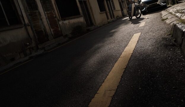 Overexposure vs Underexposure - A Complete Guide