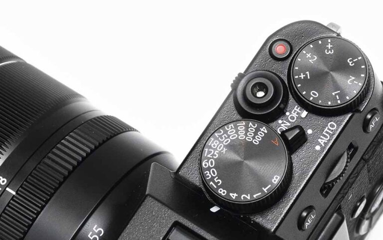 24 Tips for Taking Tack Sharp Photos