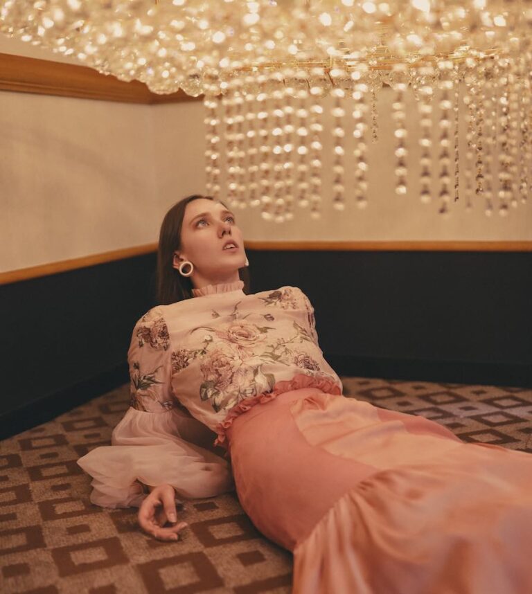 How to Become a Portrait Photographer: Career Guide