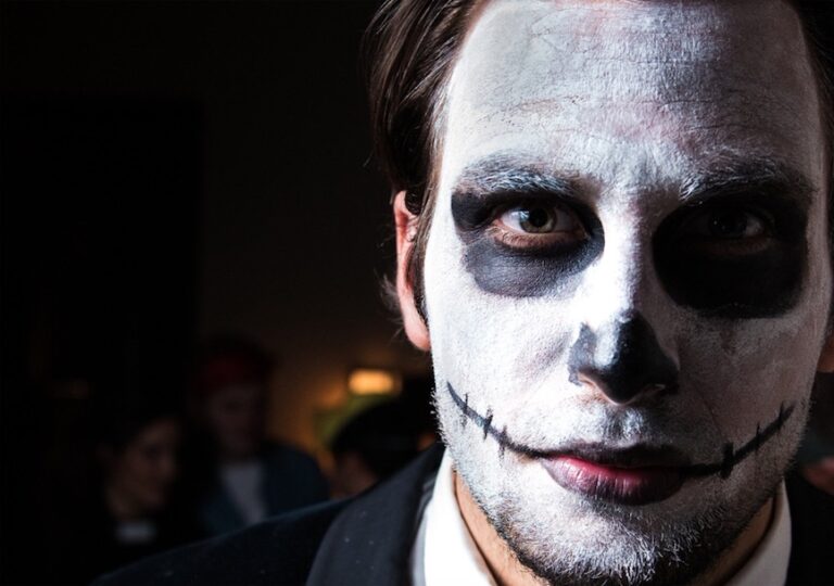 Headshot Photography - A Definitive Guide